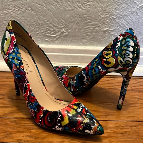 Anne Michelle | Shoes | Anne Michelle Graffiti Heels | Poshmark